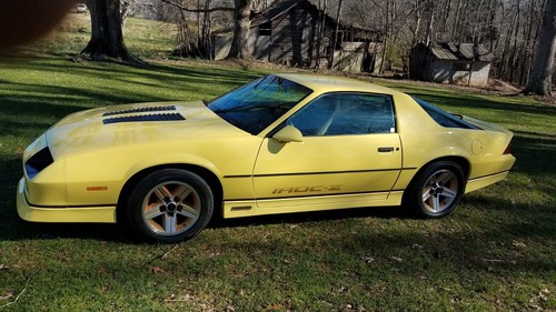 1985 Chevrolet Camaro IROC-Z Yellow | 24 X 36 INCH POSTER | eBay