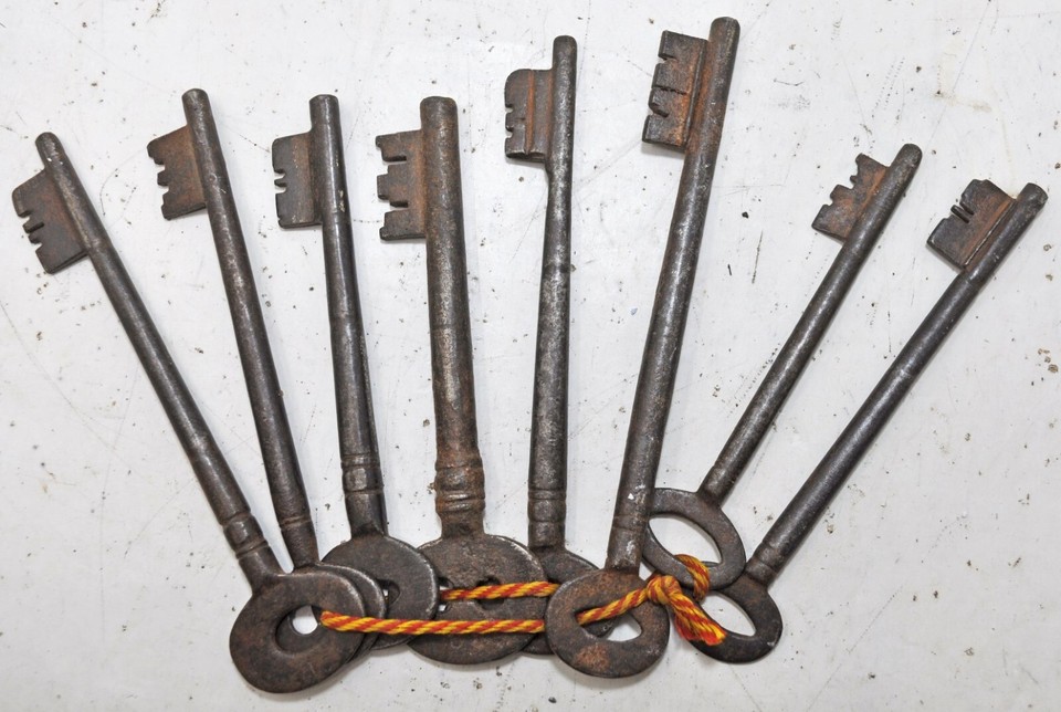 Lot of 8 Antique Iron Long Keys Original Old Hand Crafted | eBay