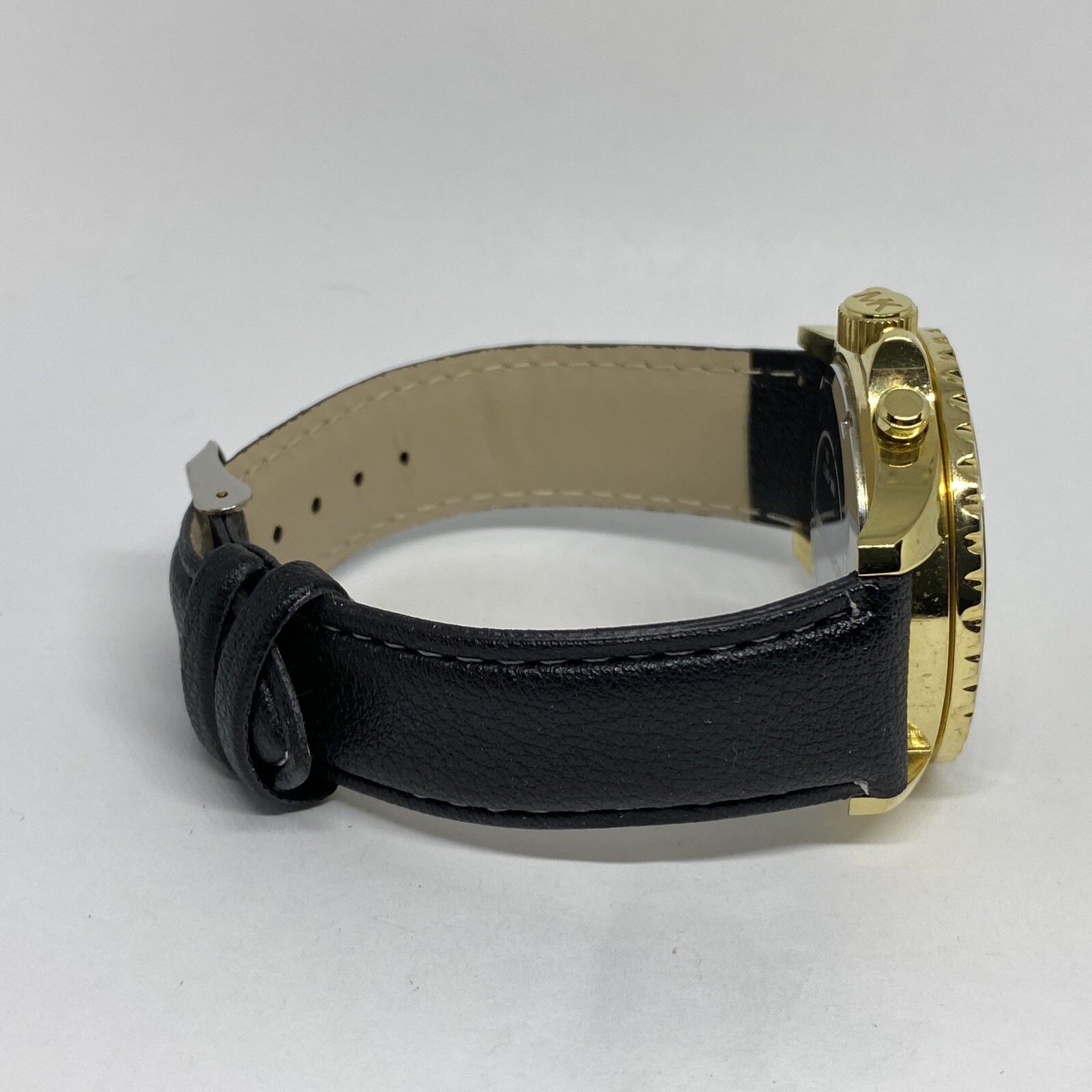 Michael Kors MK5873 Women's Black Leather Analog Dial Quartz Wrist ...