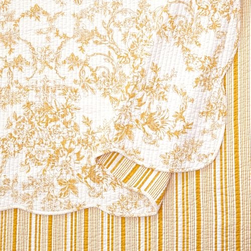 Garden Toile 3-Piece 3-Piece Full Queen Quilt Set Garden Toile Yellow ...