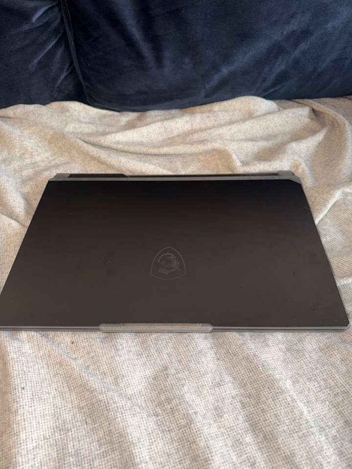 MSI Cyborg 15 A13V – 144Hz, Intel Core i7, NVIDIA RTX 4060, 512GB SSD ...