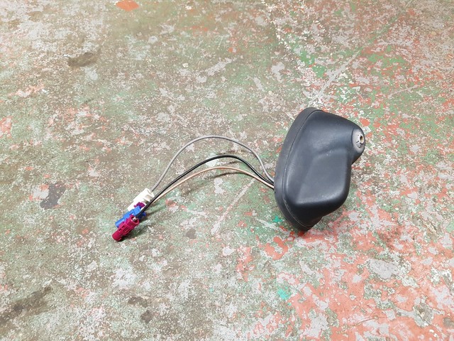 2013 BMW R56 Mini Cooper Roof Aerial Radio SAT NAV Antenna Base ...