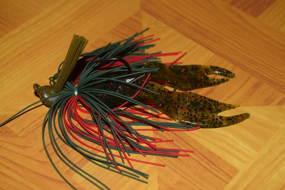 CUSTOM LIVING RUBBER BASS JIGS | eBay
