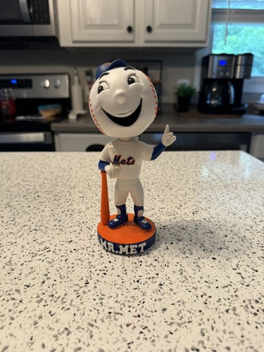 MR. MET New York Mets Mascot Bobble Head 2003 Credit Card Limited ...