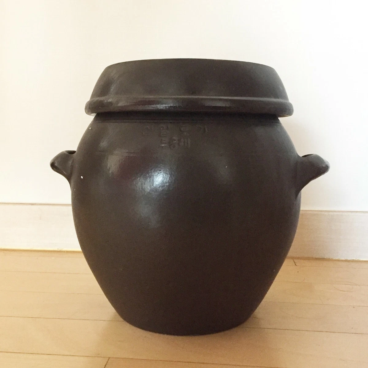 Earthenware Kimchi Jar