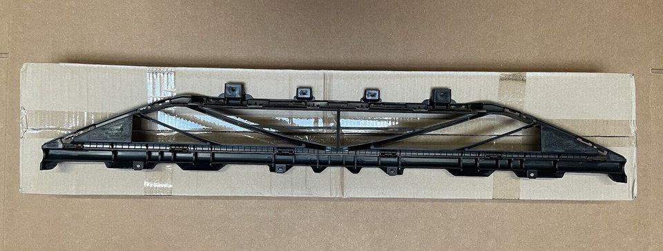 Front Bumper Lower Grille 2019-2020-2021 Genesis G70 New Original | eBay