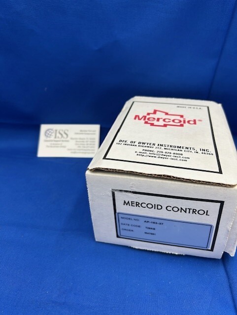 Dwyer (Mercoid) AP-153-37 Mercoid Control, Pressure Switch, Diaphragm ...