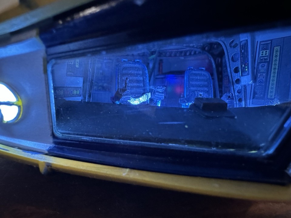 Moebius 817 'Voyage to the Bottom of the Sea' Flying Sub 1/32 Scale ...