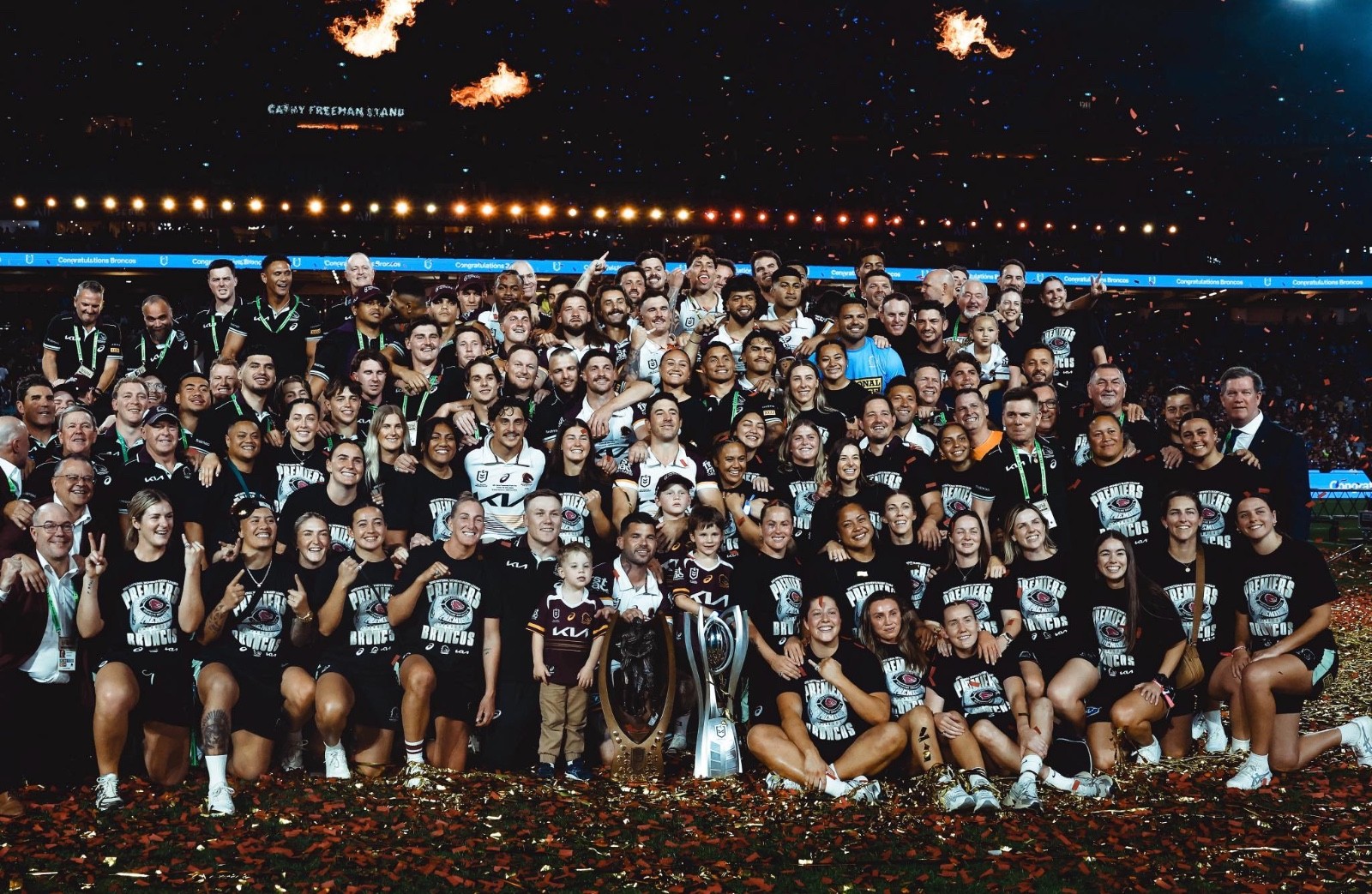 Brisbane broncos 2025 PREMIERS NRL NRLW RUGBY TEAM PHOTO,BEST BARGAIN,1 ...