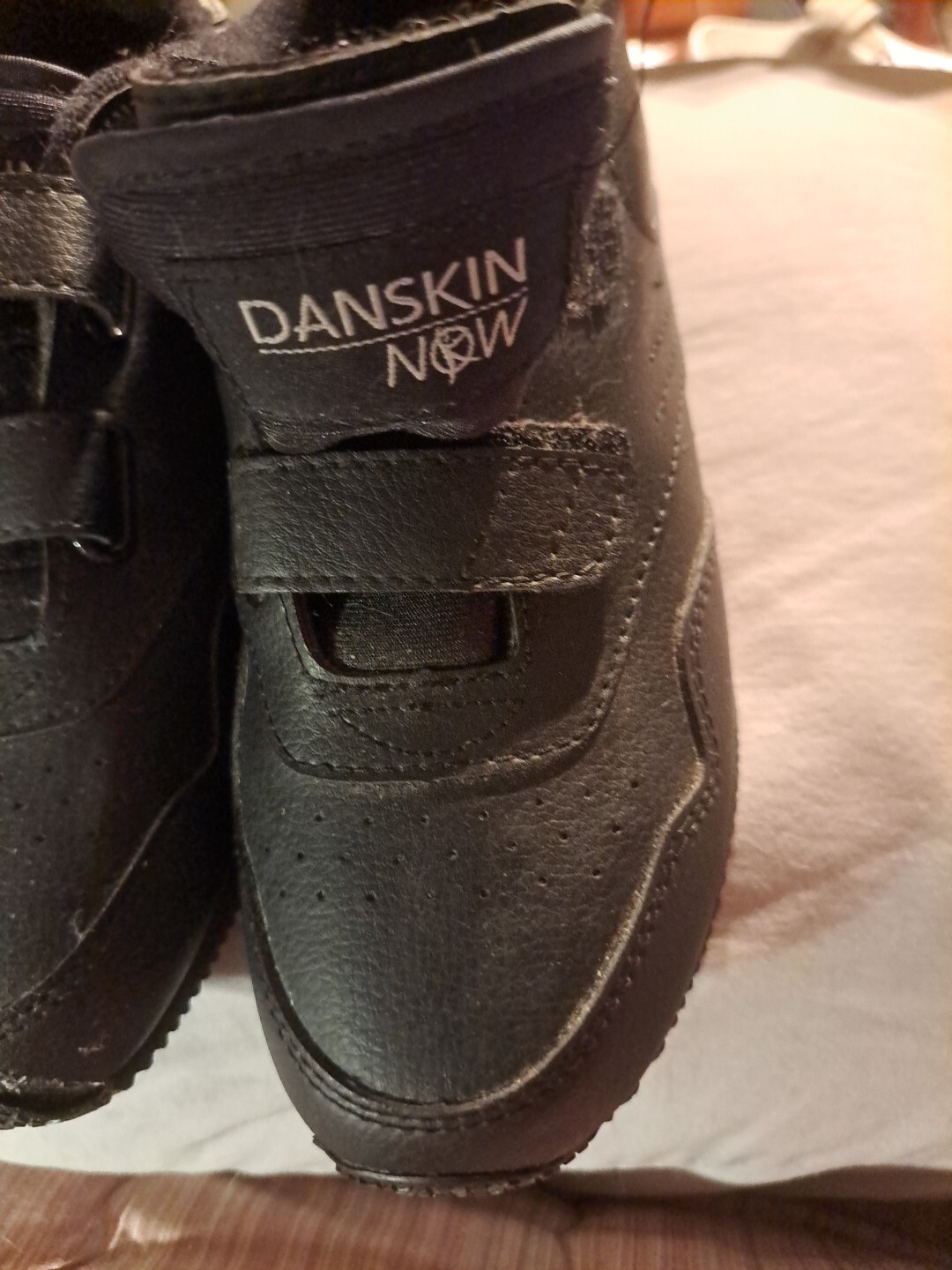 danskin now shoes 7.5 Betty Black - Gem