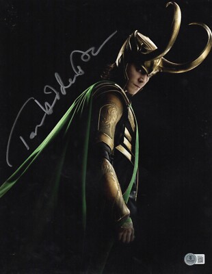 Tom Hiddleston Signed 11x14 Photo Loki The Avengers Thor Autograph ...
