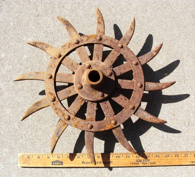 Garden - Cast Iron Wheel
