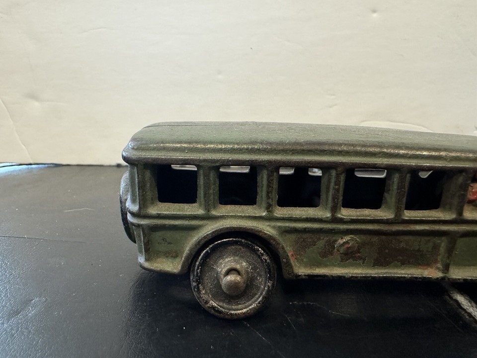 Antique Hubley Cast Iron Toy Bus with Driver Green 6” | eBay