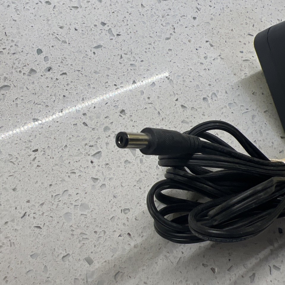 BERG Power Supply AC Adapter Output 12VDC 800mA Model: AD-1280G | eBay