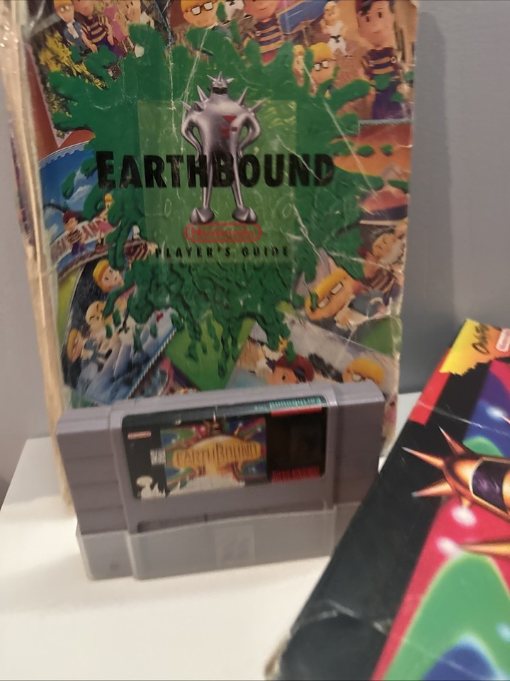 EarthBound SNES In Box w/ guide (grail) In Bad Condition Or Rough ...