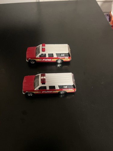 Collectibles Code 3 FDNY Battalion 12 & 44 GMC Suburban 1/64 Scale | eBay