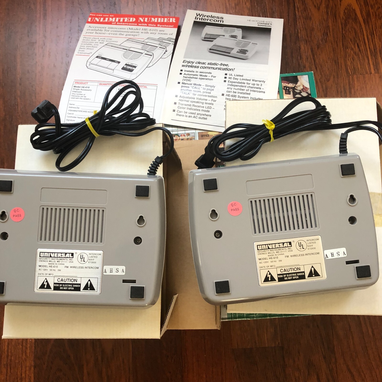 UNIVERSAL MODEL HE-600 Wireless Intercom Baby/Elderly Monitor-READ ...