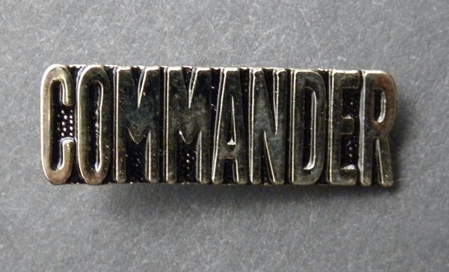 COMMANDER RANK INSIGNIA SCRIPT LAPEL PIN BADGE 1.2 INCHES | eBay