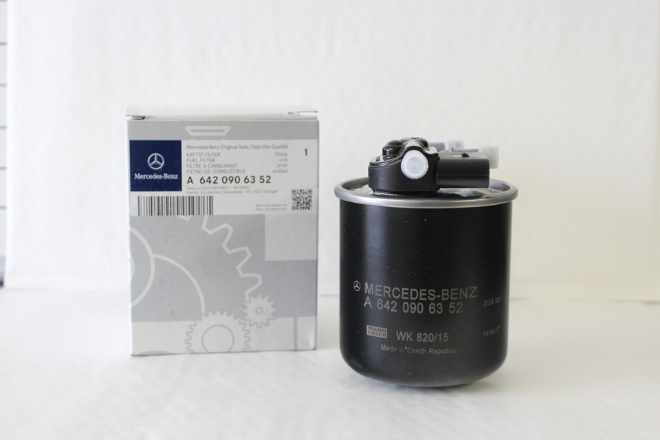 NEW Genuine Mercedes-Benz OM651 Engine Fuel Filter With Sensor ...