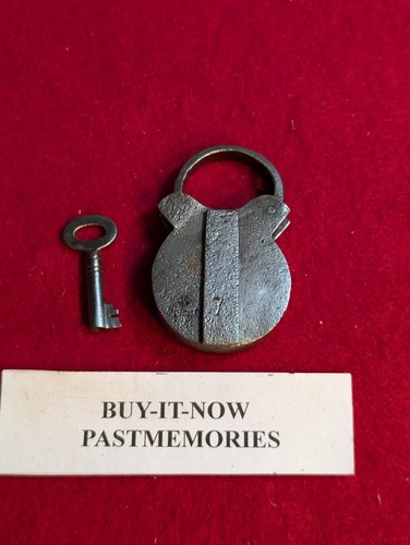 SMALL FORGED WROUGHT IRON "TRICK" PADLOCK w/ KEY, VINTAGE LOCKS ANTIQUE ...