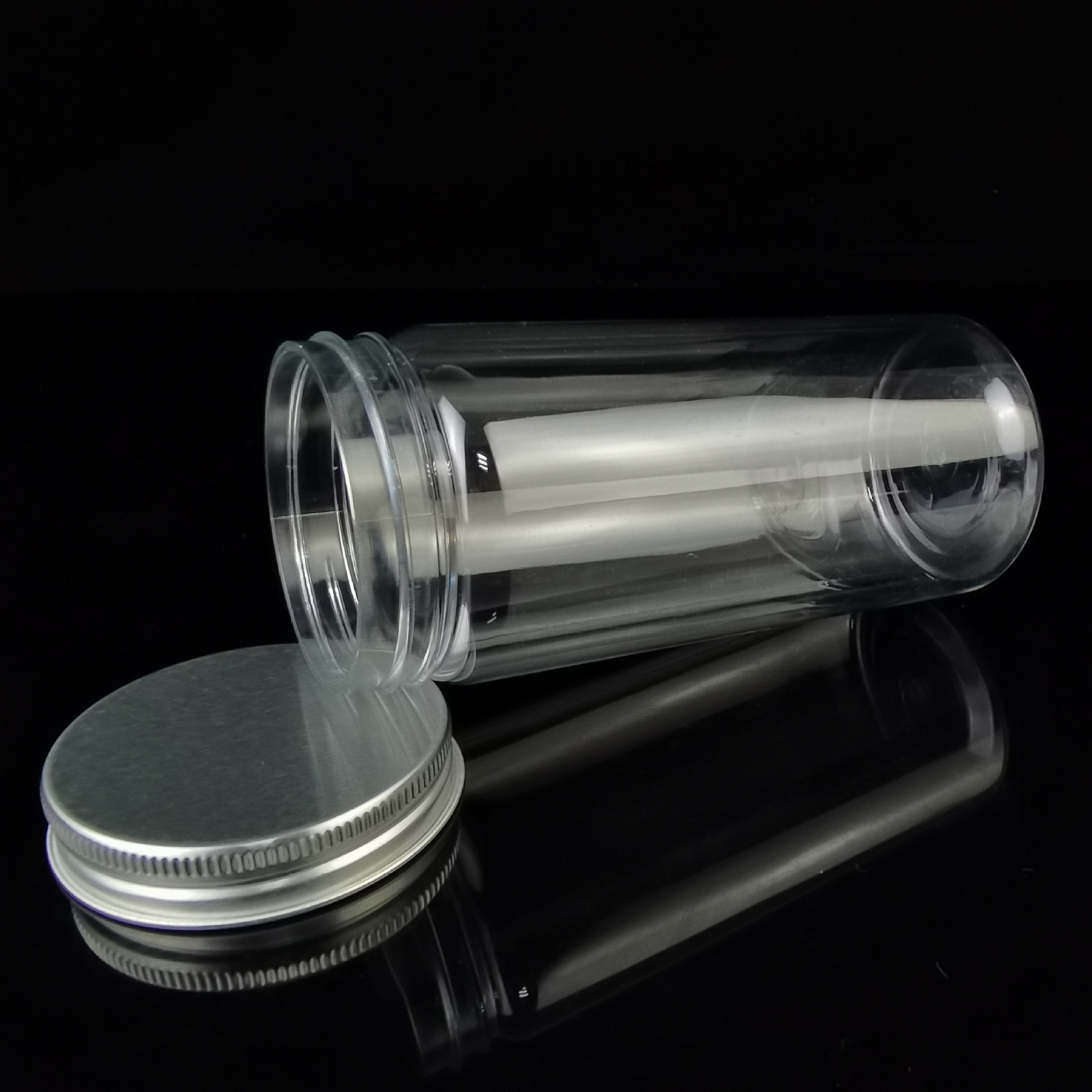 Empty Plastic Bottles Sealed Jars With Aluminum Screw Lids Wide Mouth ...