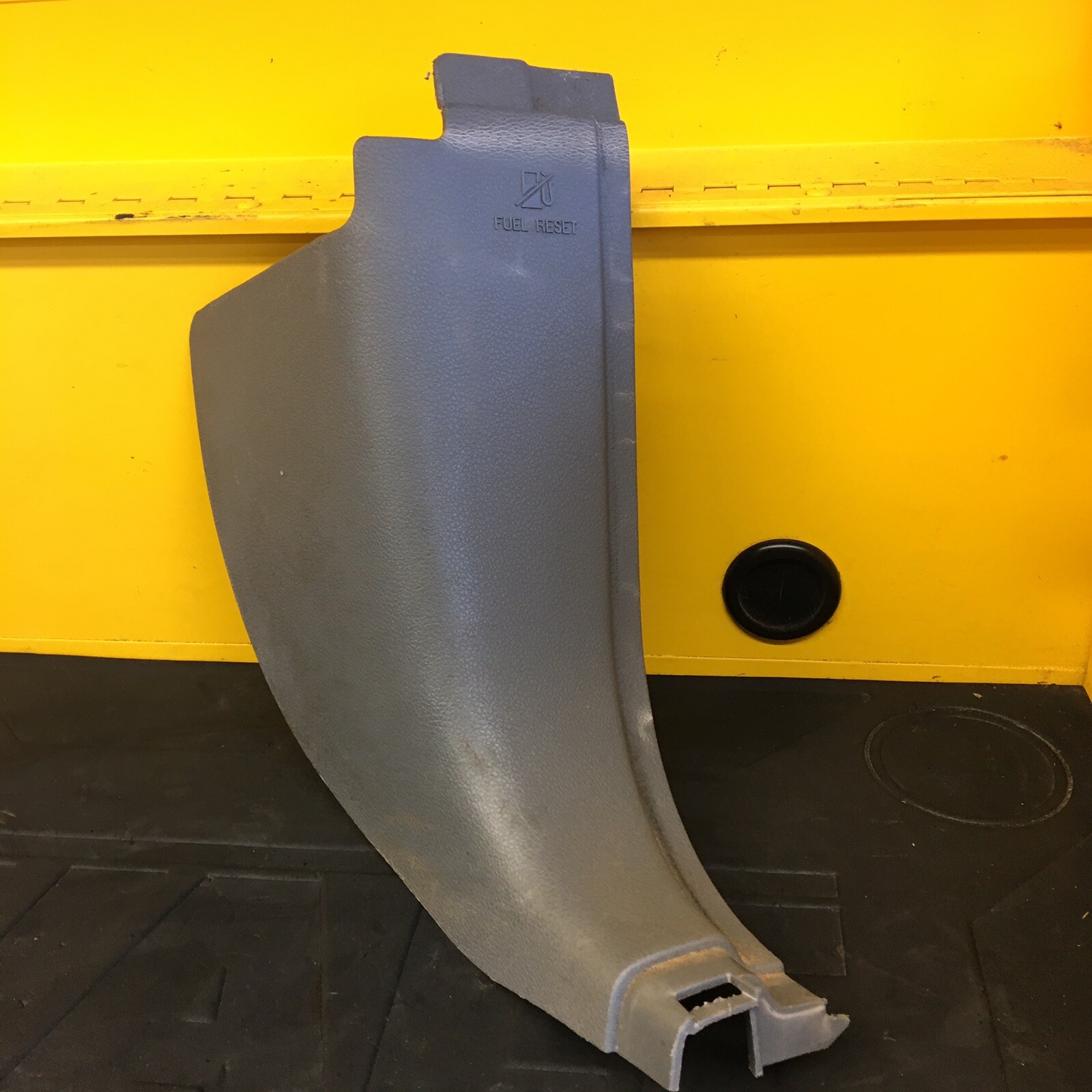 2005-2007 Ford Freestyle passenger side kick panel | eBay