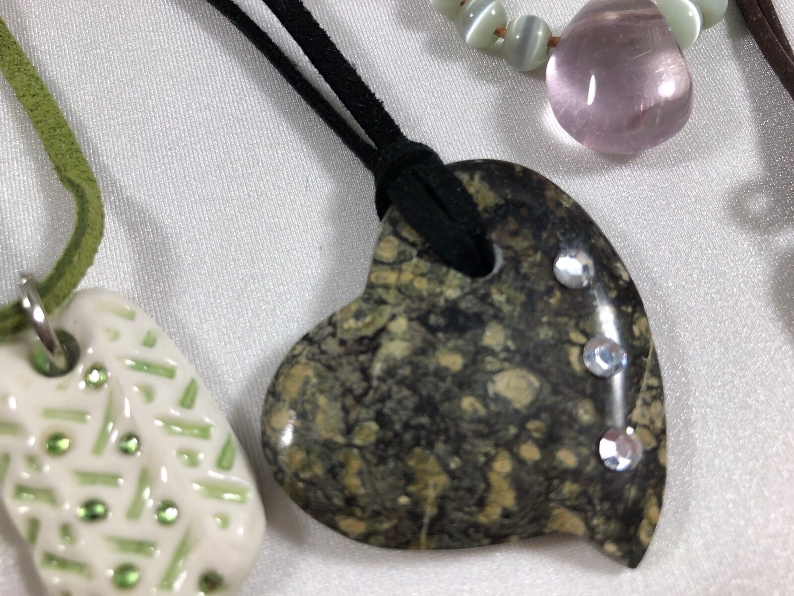 Lot of 8 multi style design cord chains charm shell stone ceramic ...