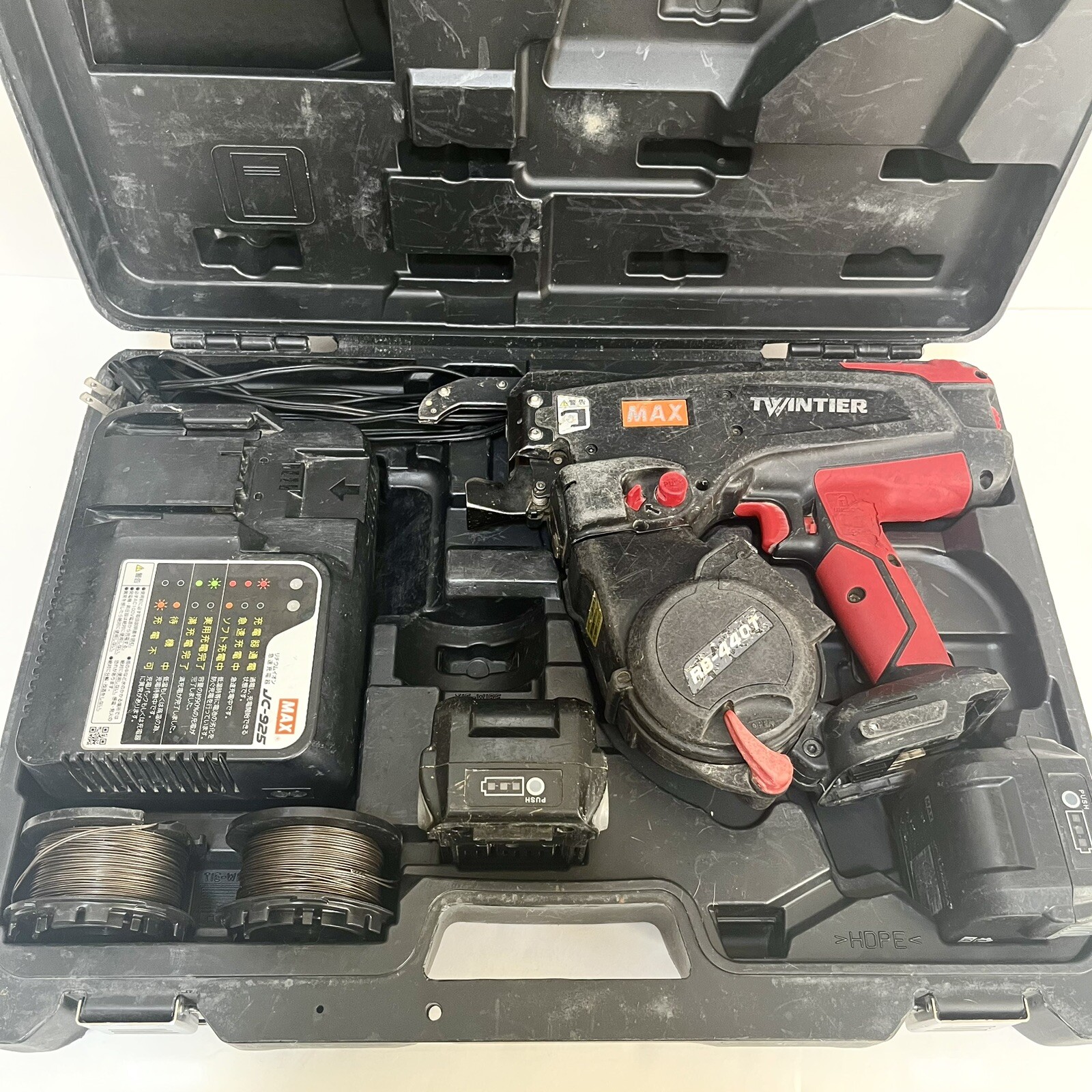 MAX RB440T Rebar Tier Rebar tying machine with Batteries / Charger / RB ...