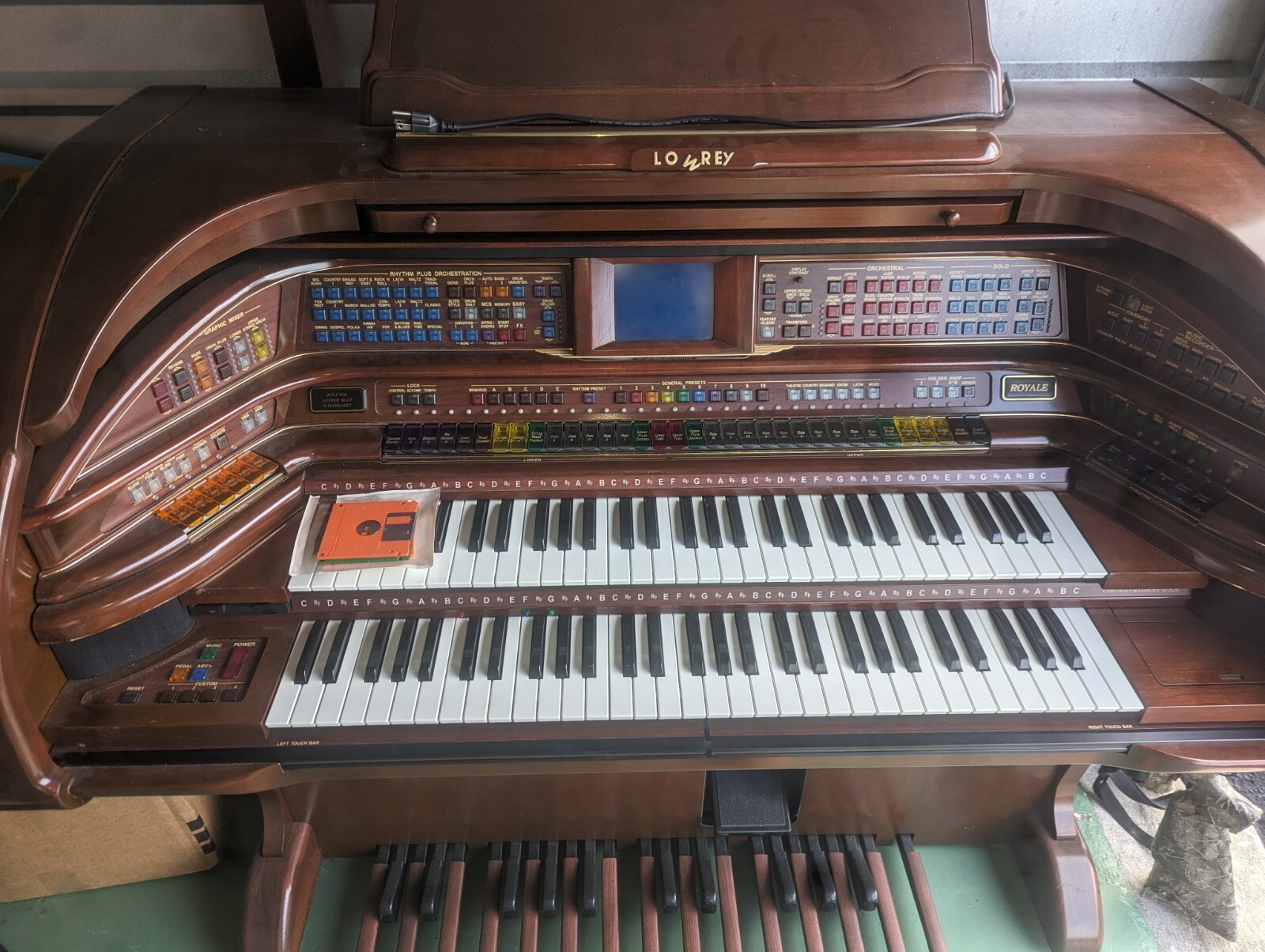 LOWREY SU500 ROYALE ORGAN- - La Paz County Sheriff's Office "Dedicated ...