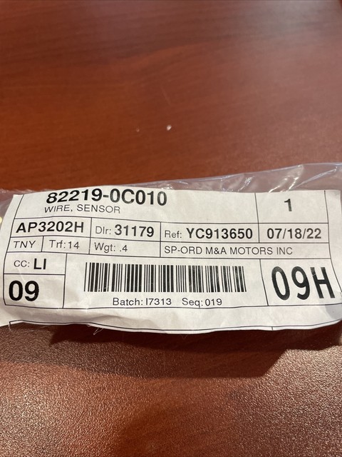 Genuine Toyota 822190C010 Various Models 8221935020 Sensor Wire 82219 ...