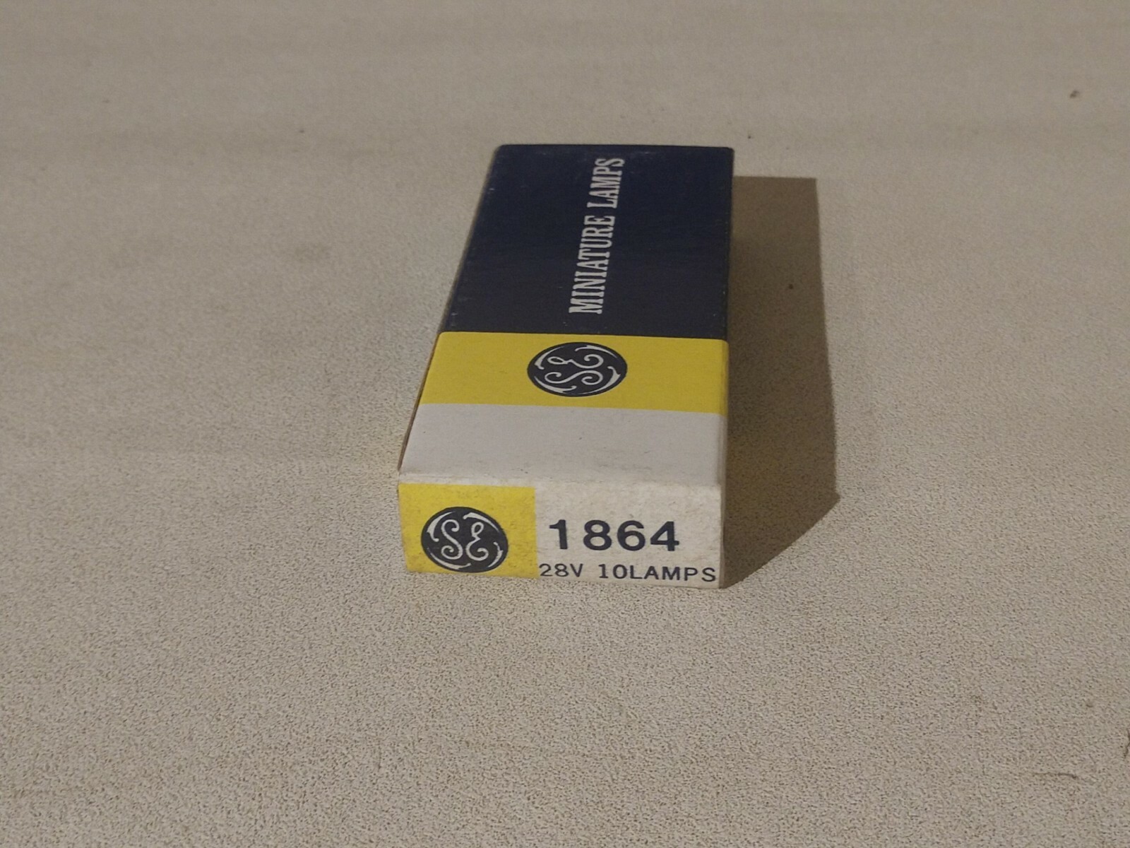 GE Automotive Miniature Light Bulb Pack of 10 Part # 1864 | eBay