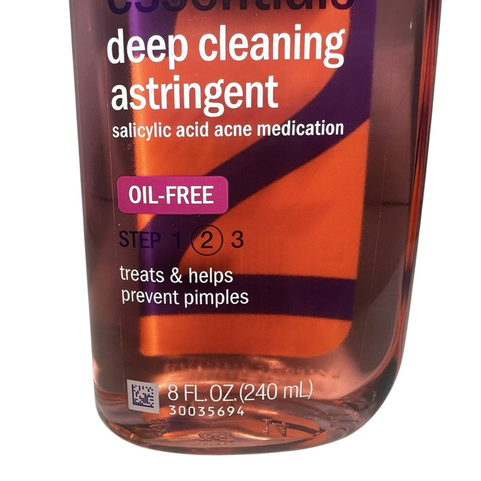 Clean & Clear Essentials Deep Cleaning Astringent Oil-Free, 8 fl oz ...