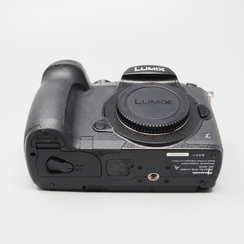 Panasonic LUMIX GH5 20.3 MP Mirrorless Digital Camera - Black (Body ...