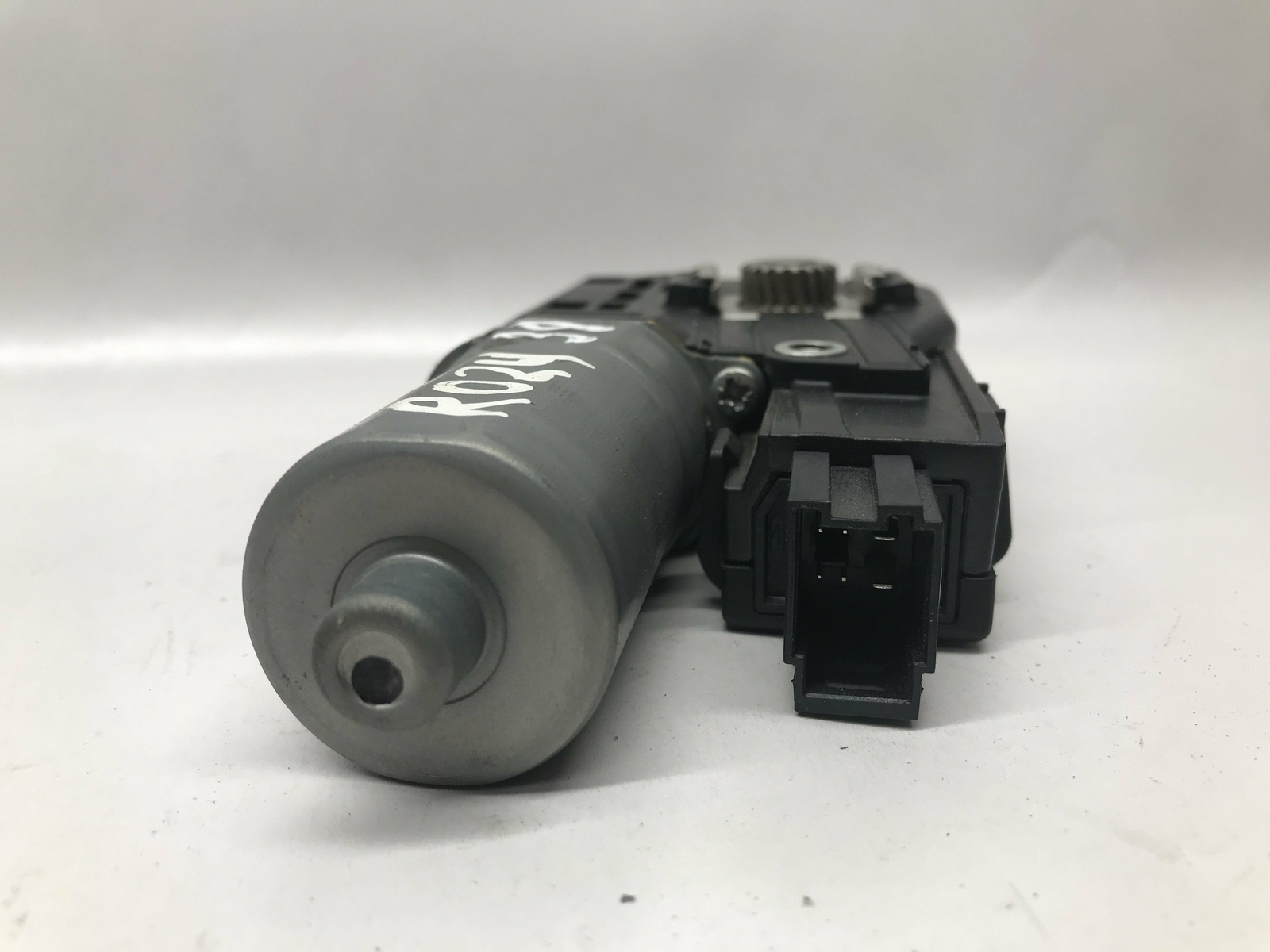 2017 AUDI A4 8W2, B9 2.0 TFSI quattro Sunroof Control Module 3g5877795 ...