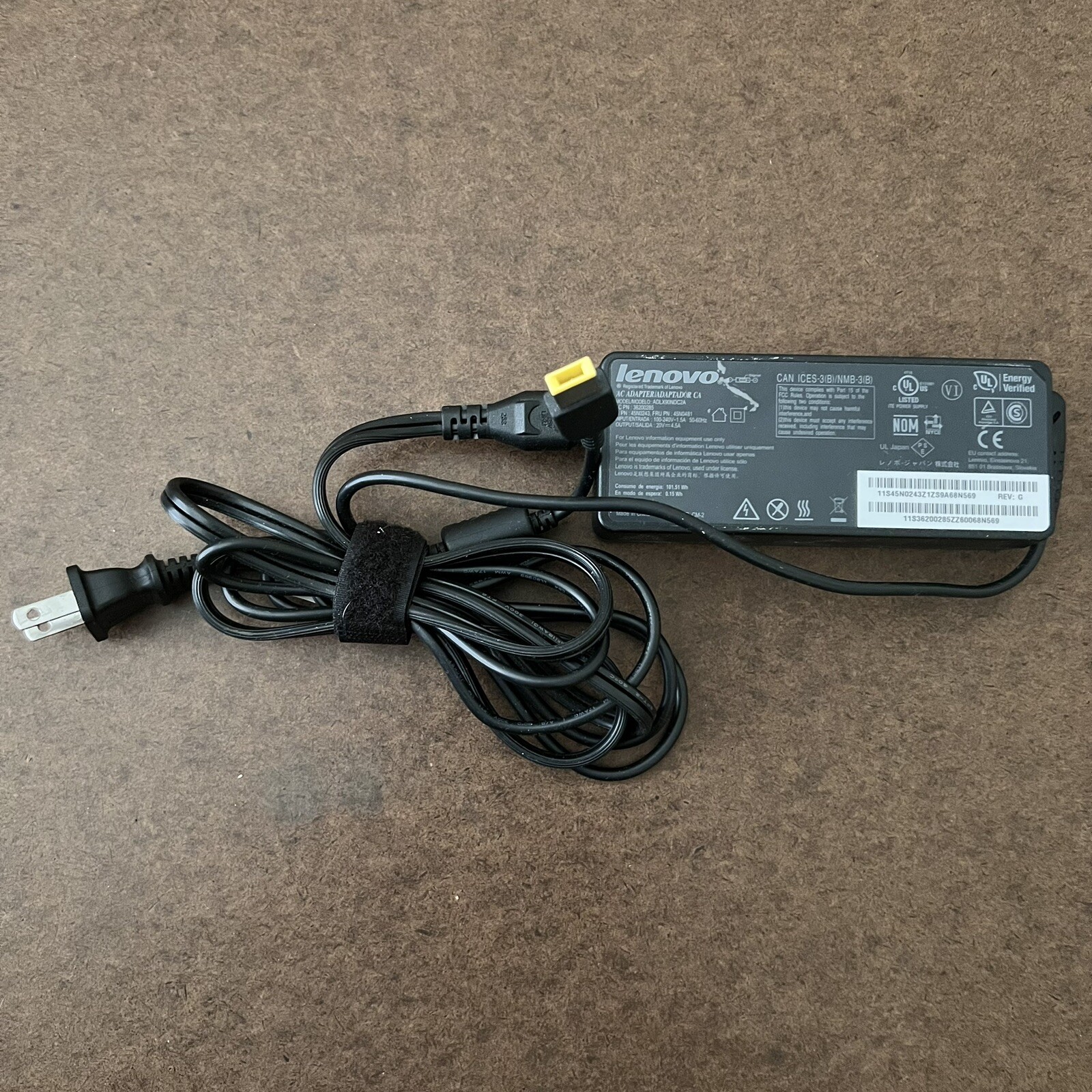 Lenovo ADLX90NDC2A - 90W 20V 4.5A Slim Yellow Square Tip AC Adapter for ...