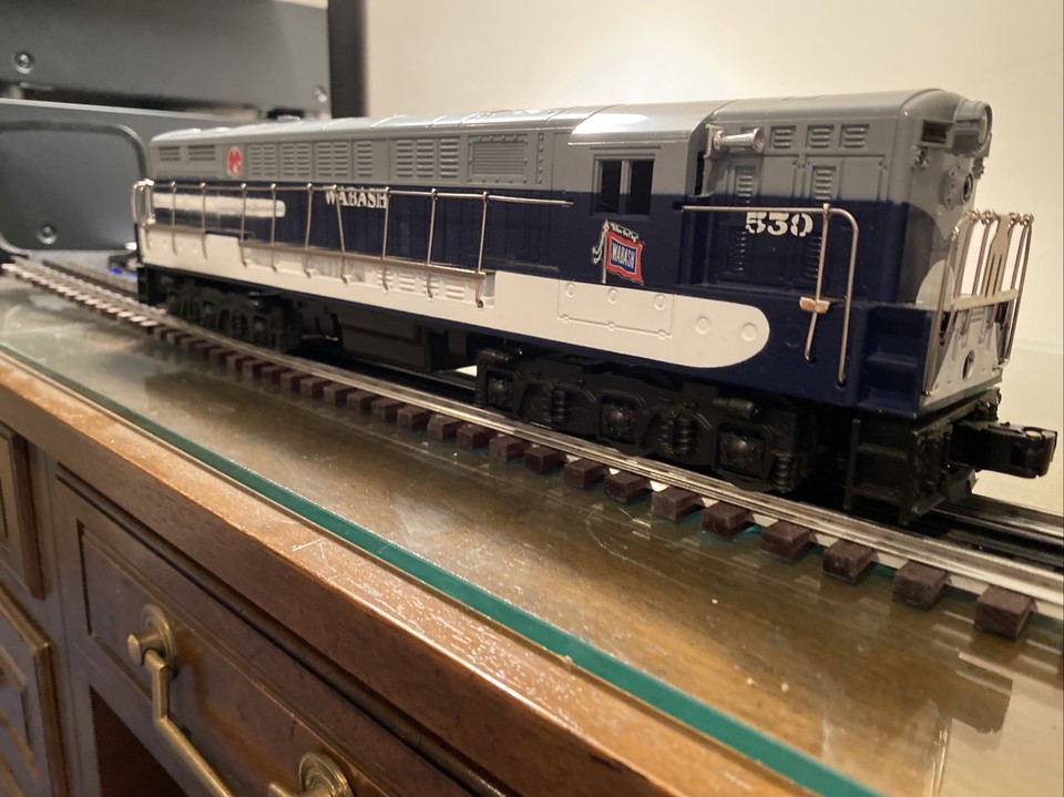 Lionel 6-8378 Wabash Bluebird Fairbanks-Morse TrainMaster Diesel W ...