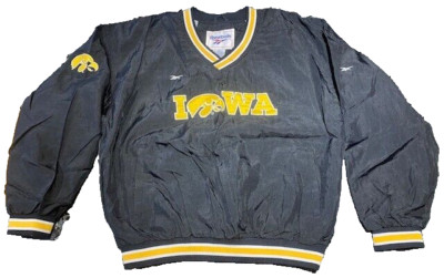 VINTAGE WOMAN’S REEBOK IOWA HAWKEYES FOOTBALL WINDBREAKER PULLOVER ...