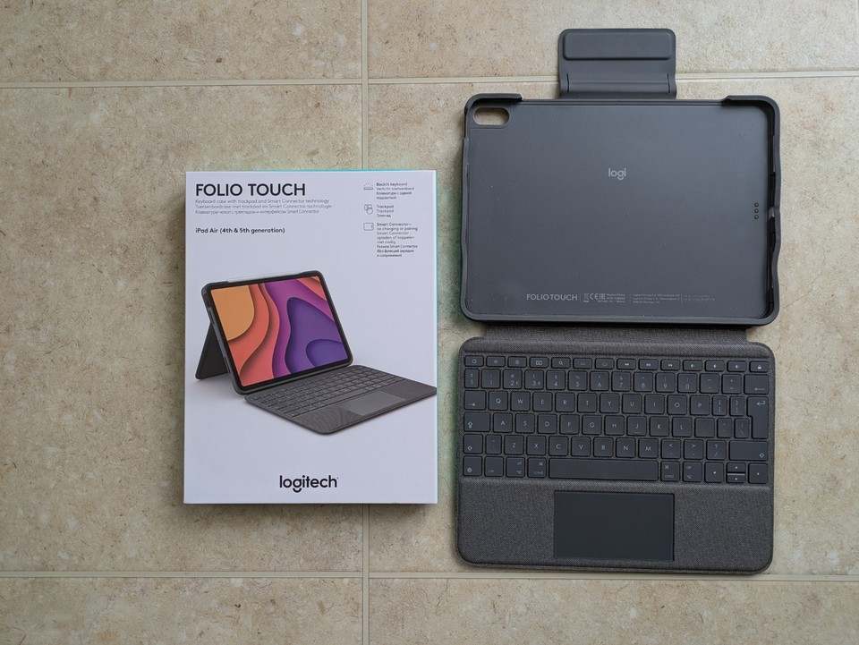 Logitech Folio Touch Keyboard Case iPad Air 4th & 5th Gen. For spares ...