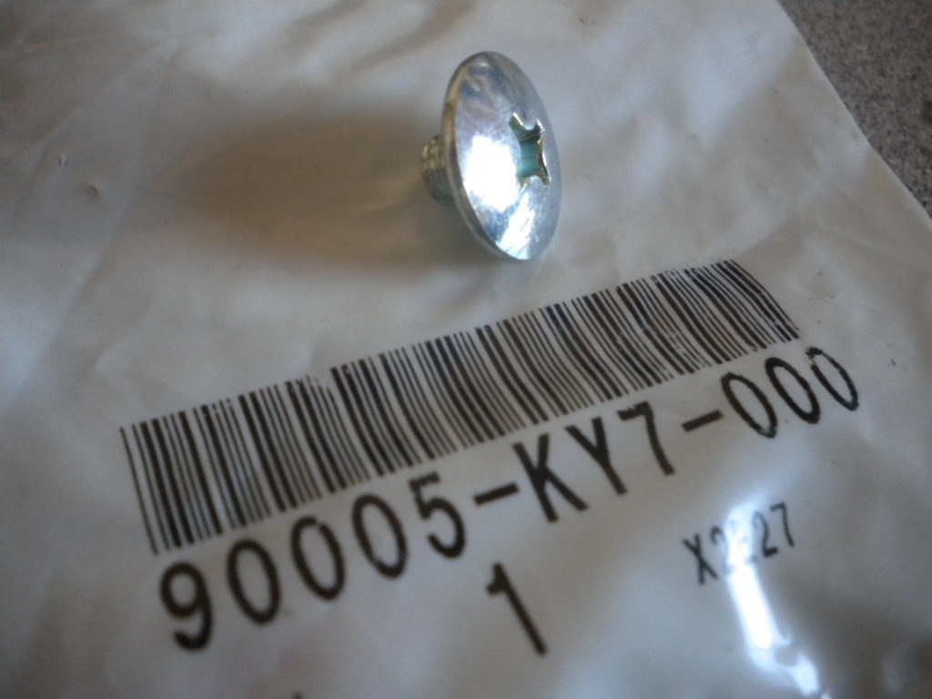 NOS Honda OEM Pan Screw 6X6 2004 CB50 03-05 NPS50 88-90 NX125 90005-KY7 ...