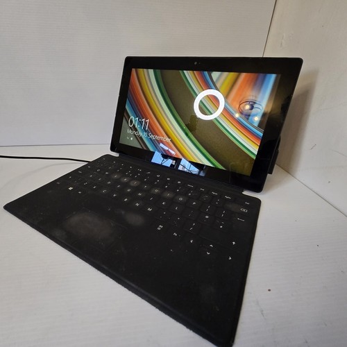 Microsoft Surface 1516 Windows RT 32Gb bundle with keyboard and charger ...