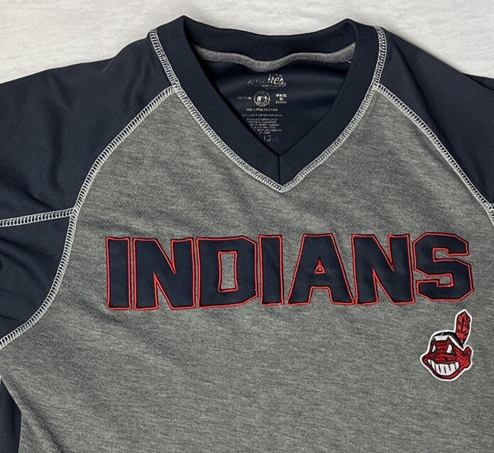 Cleveland Indians Shirt "Stitches" Stitched Logo On Front V Neck Men's ...