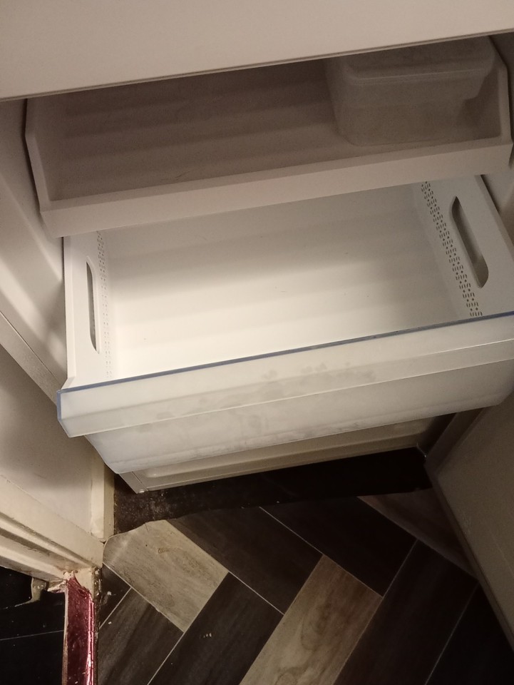 Hisense Fridge Freezer 50/50 No Frost, White, Freestanding ...