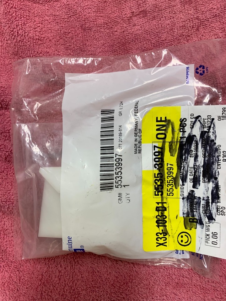 GM Genuine Parts 55353997 Engine Timing Chain Guide | eBay