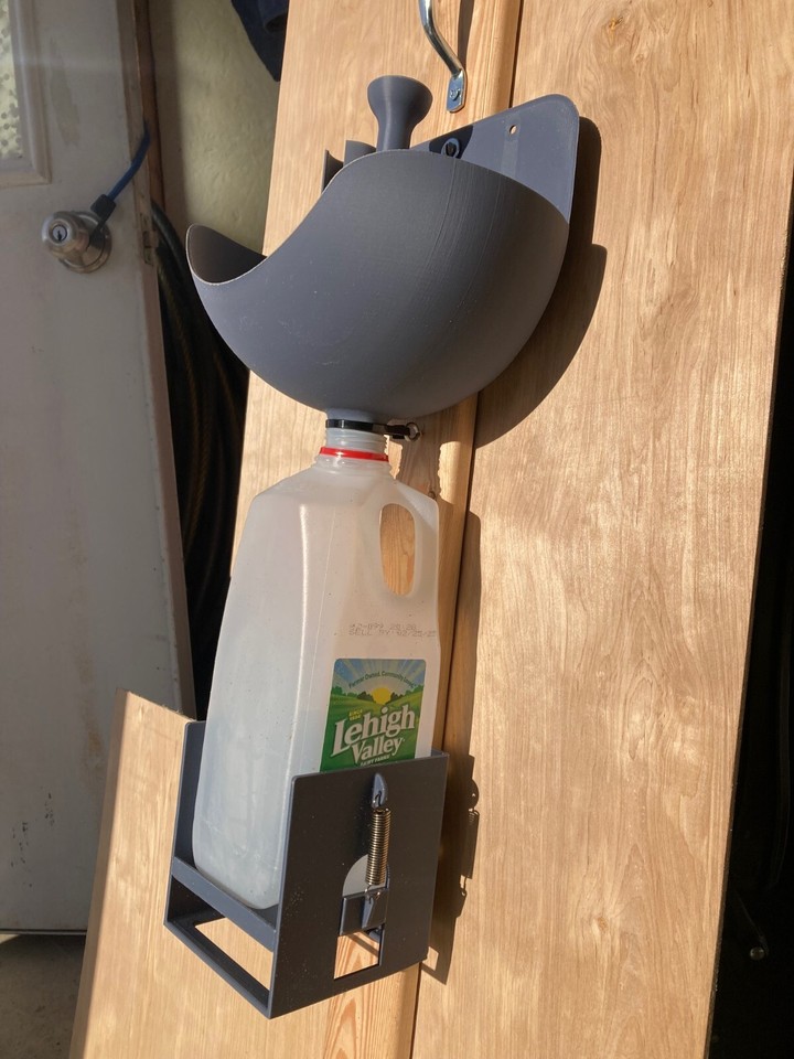 PeezyGo portable Urinal, Odorless, Garage, Boat, Changing Room ...