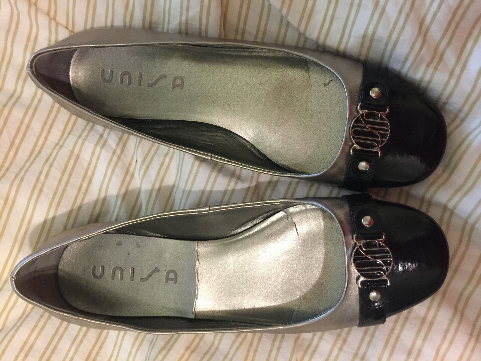 Unisa silver flats with black patent toe flats w/silver accent 10M ...