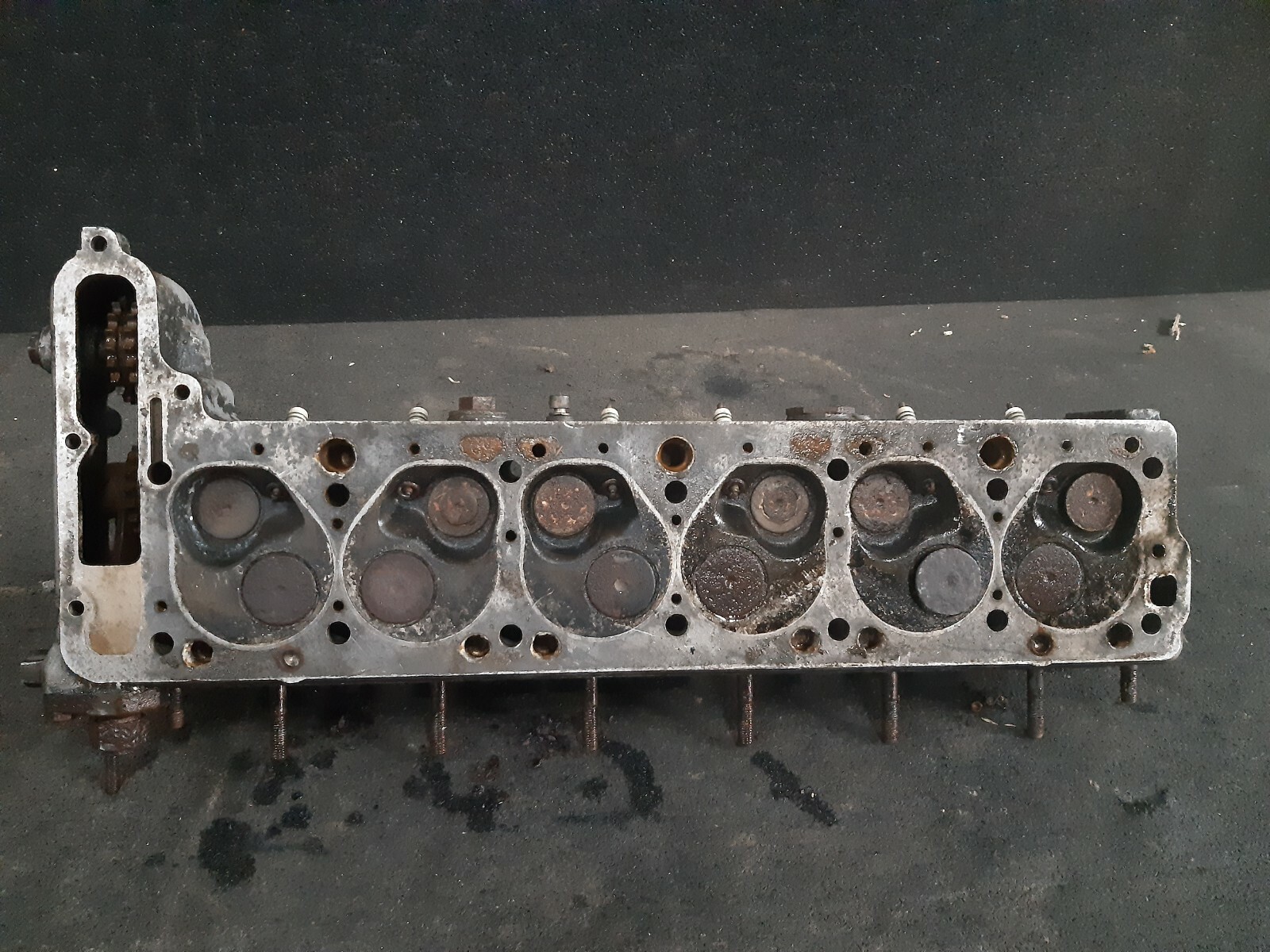 Mercedes Benz W111 Zylinderkopf M127 1270104020 220 SEB | eBay