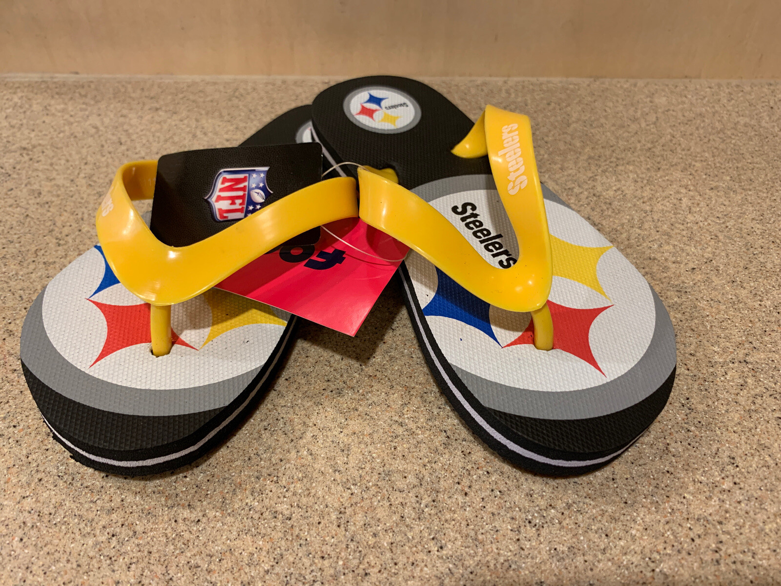 Pittsburgh Steelers NFL Boys’ Logo Flip-Flops Youth Medium (1/2) - NWT ...