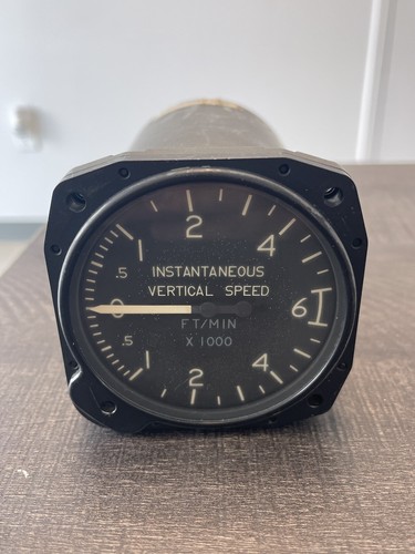 CESSNA INSTANTANEOUS VERTICAL SPEED INDICATOR P/N: C661009-0101 | eBay
