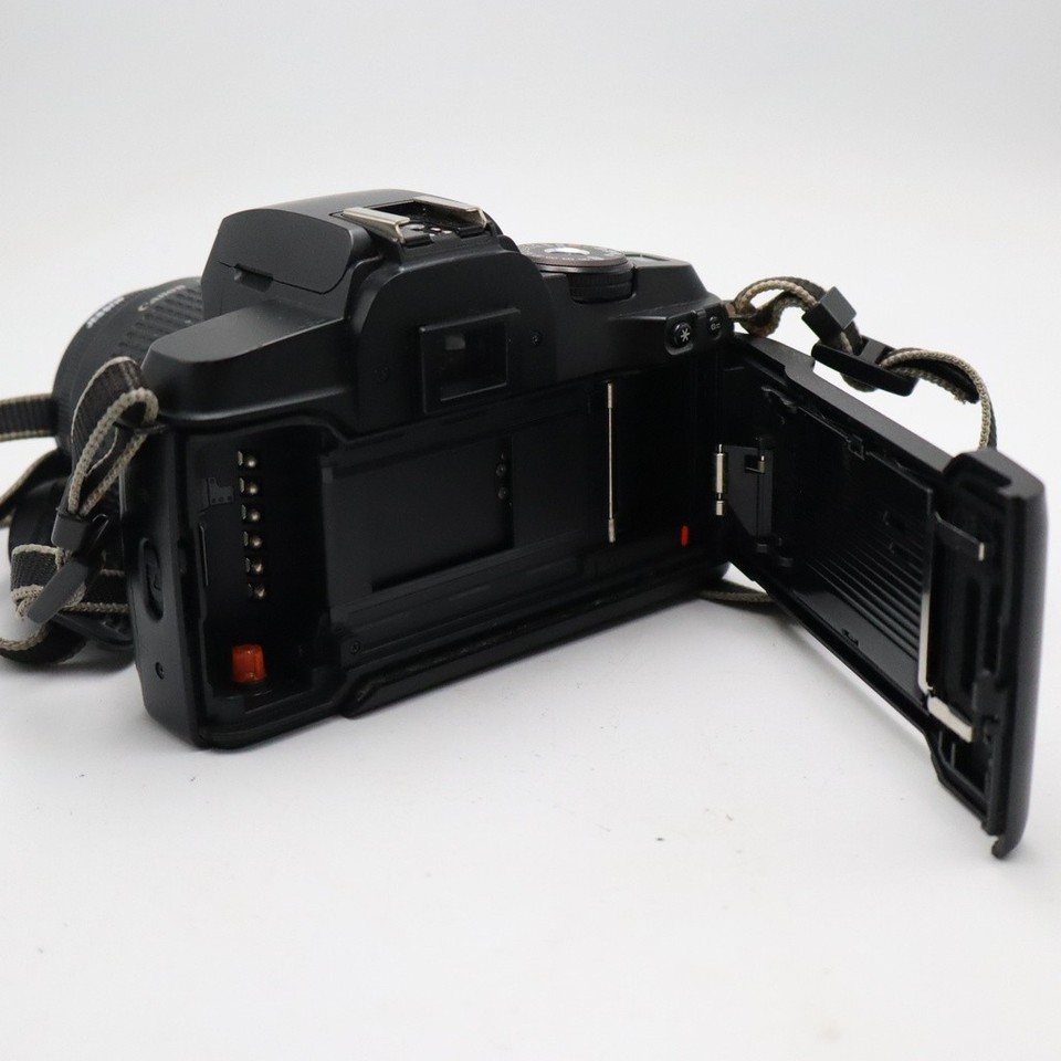 Canon EOS 5000 35mm SLR Film Camera Kit w EF 38-76 & 80-200 Lenses Bag ...