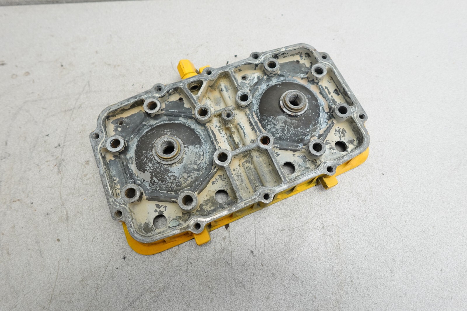 1989 Sea-Doo SP 580 PWC Jetski OEM Engine Motor Cylinder Head (YELLOW ...
